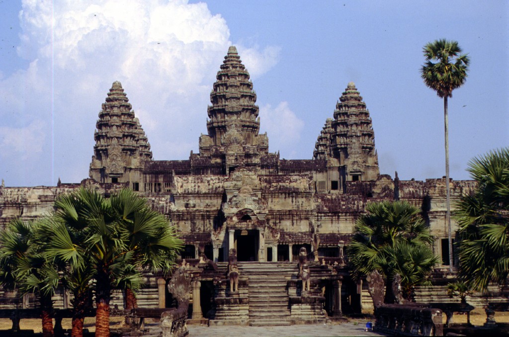 Angkor Wat: Origins, Cambodia - World Archaeology