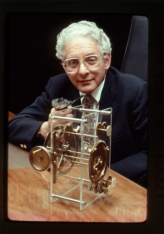 The Antikythera Mechanism - World Archaeology