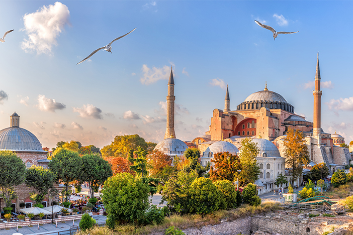 Travel: Explore Istanbul’s Historic Sites - World Archaeology